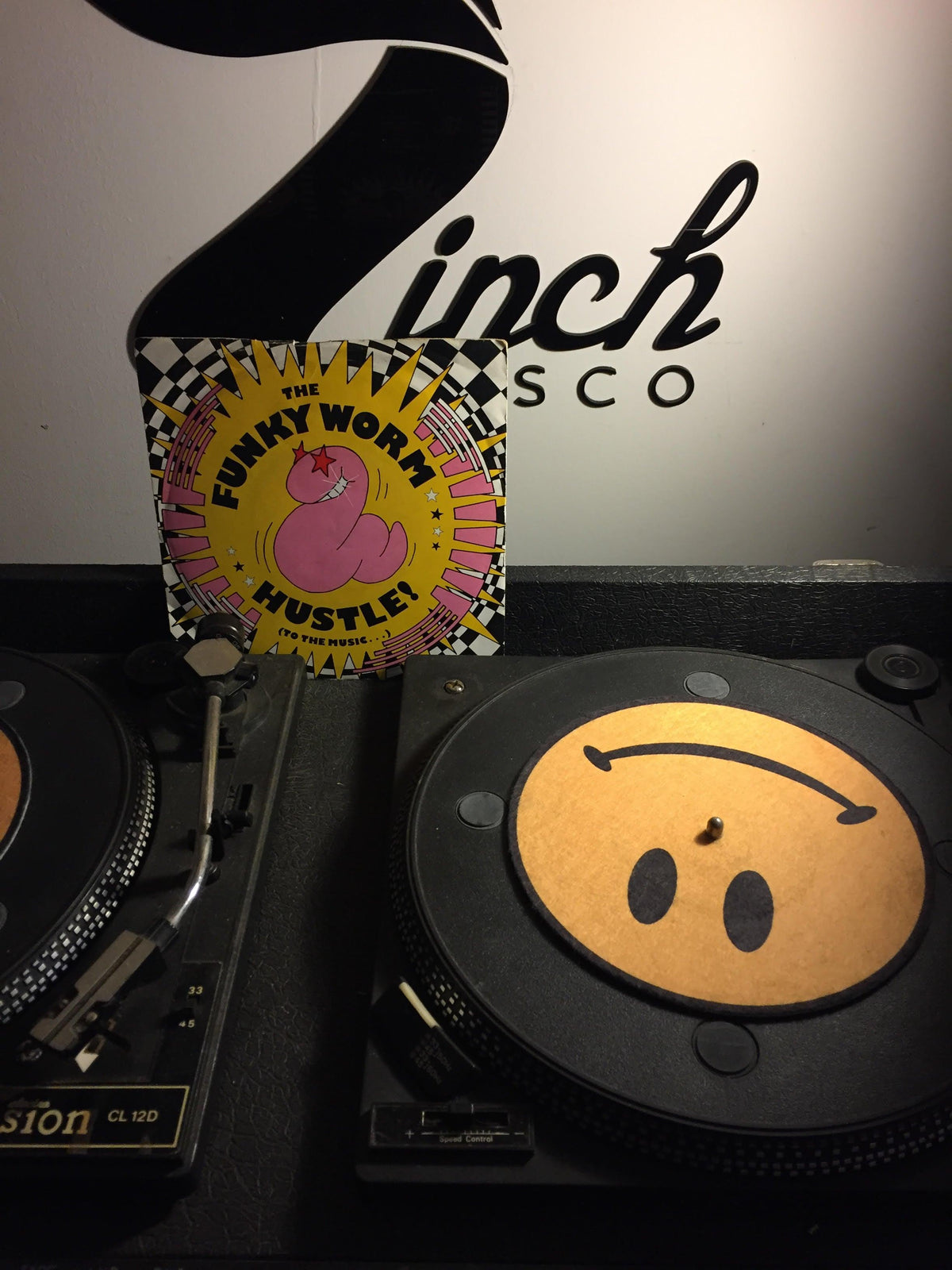 The Funky Worm – Hustle! (To The Music) — Released Records